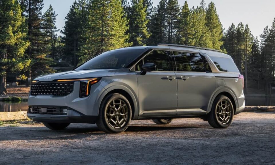 11 Best All Wheel Drive Minivans To Buy This Year